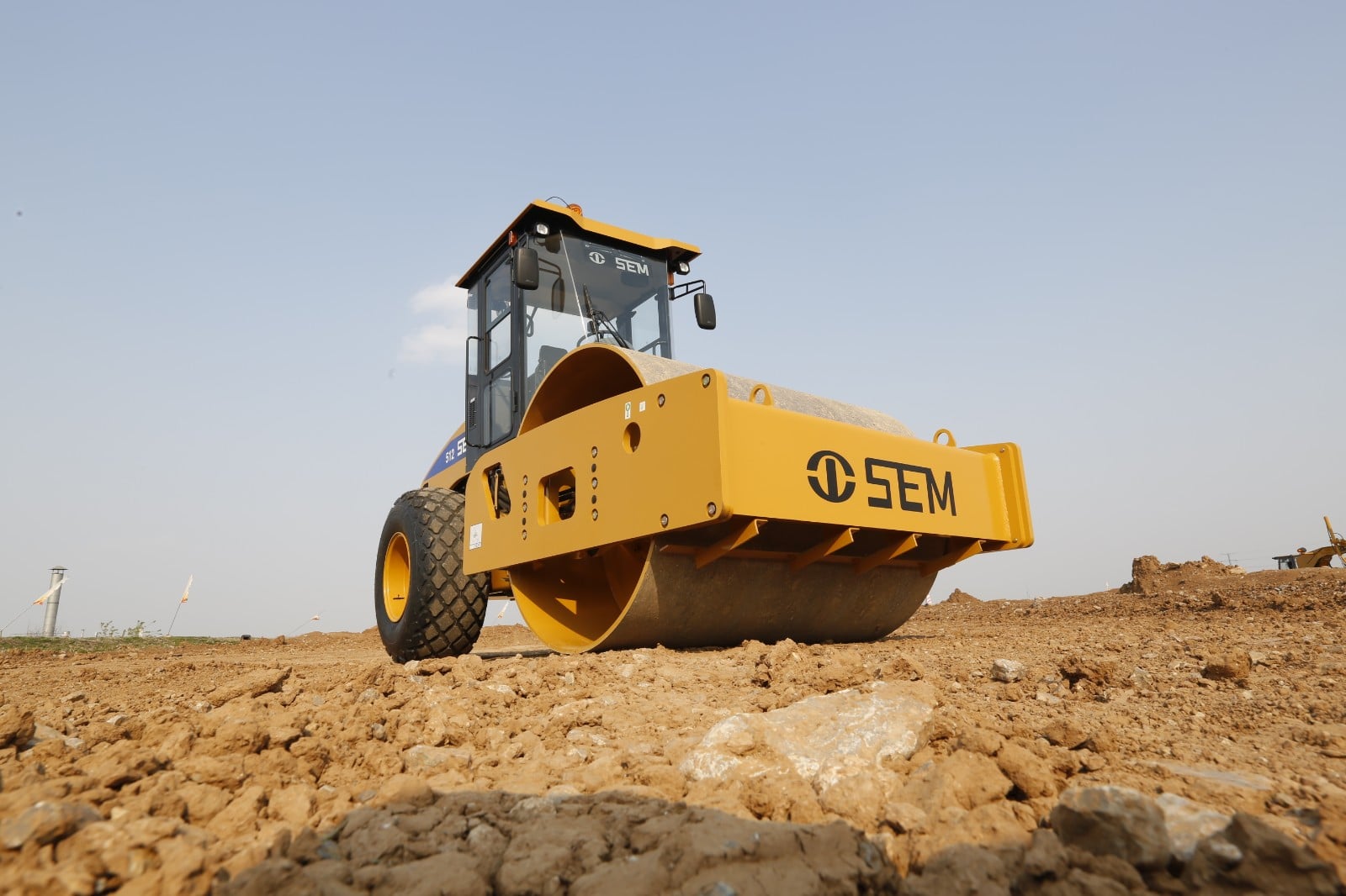 SEM 512 Specifications & Technical Data (2020-2025) | LECTURA Specs