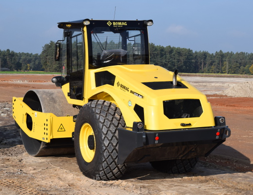 Bomag BW 212 DH-5 Specifications & Technical Data (2015-2025) | LECTURA Specs