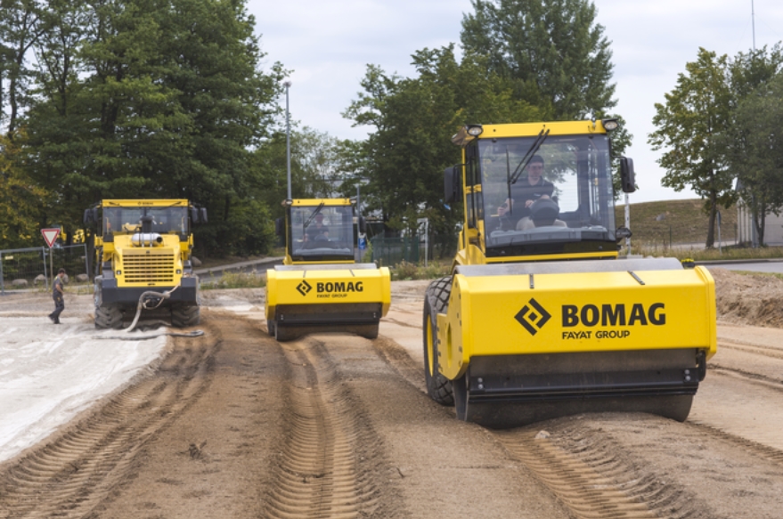 Bomag BW 220 D-5 Specifications & Technical Data (2021-2025) | LECTURA Specs