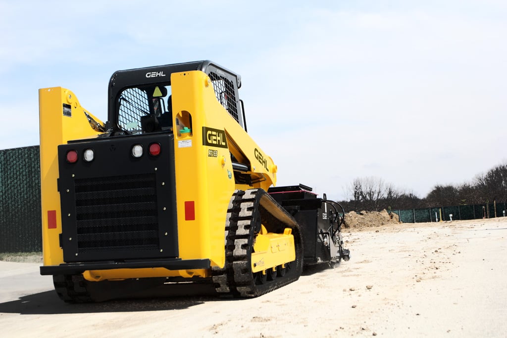 Gehl RT165 Skid Steer Specs & Dimensions (2018 - 2025) | LECTURA Specs