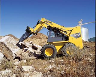 Gehl SL 6640 SXT Skid Steer Specs & Dimensions (2004 - 2007) | LECTURA ...