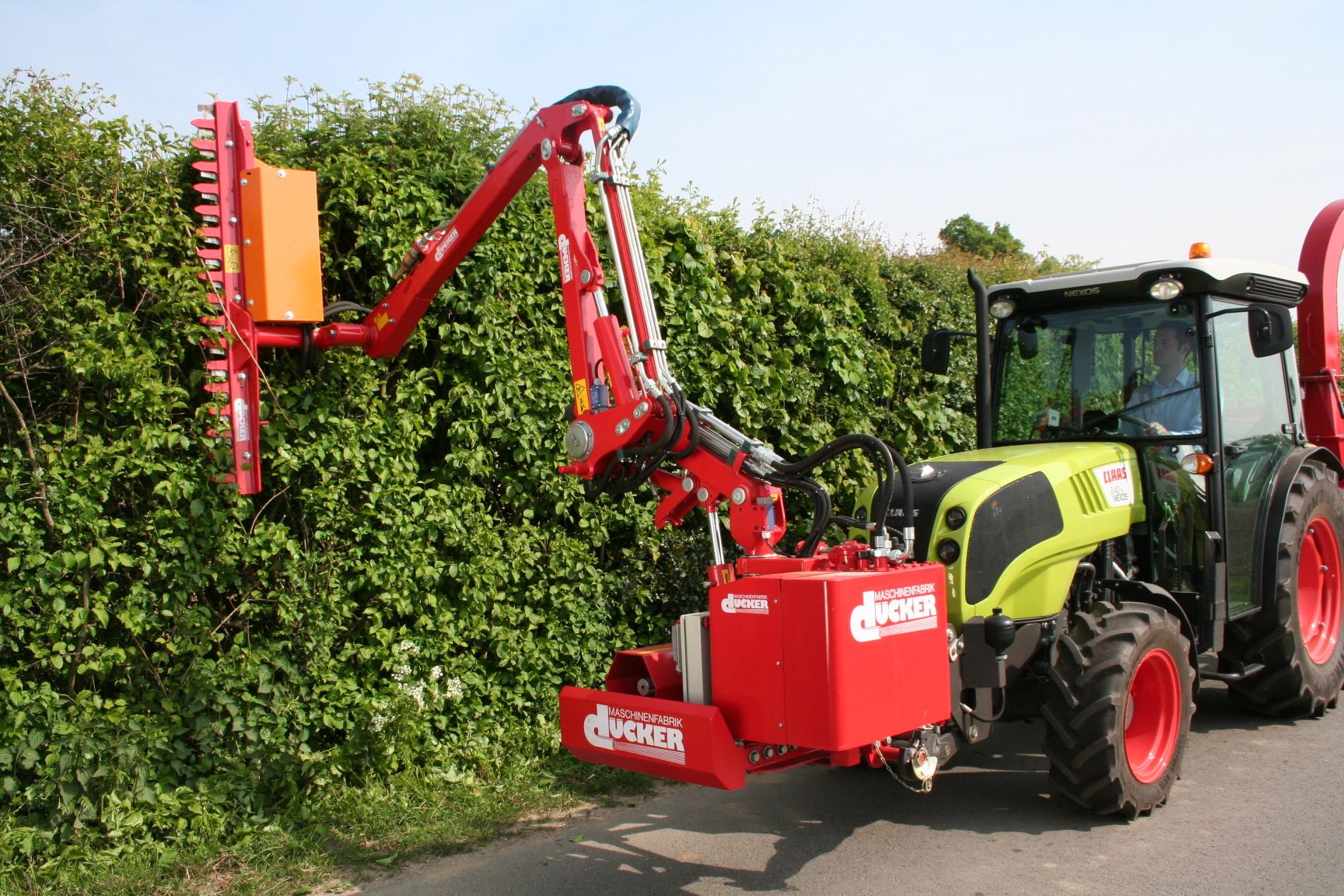 Dücker KBM 350 TMK 10 Specifications & Technical Data (2002-2025 ...