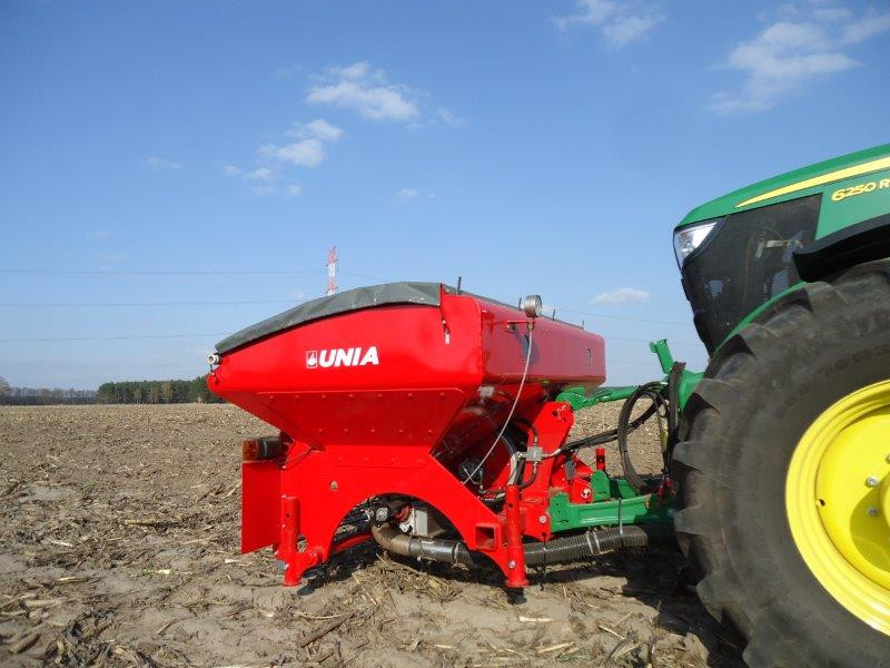 Unia USF 1600/1 Specifications & Technical Data (2019-2025) | LECTURA Specs