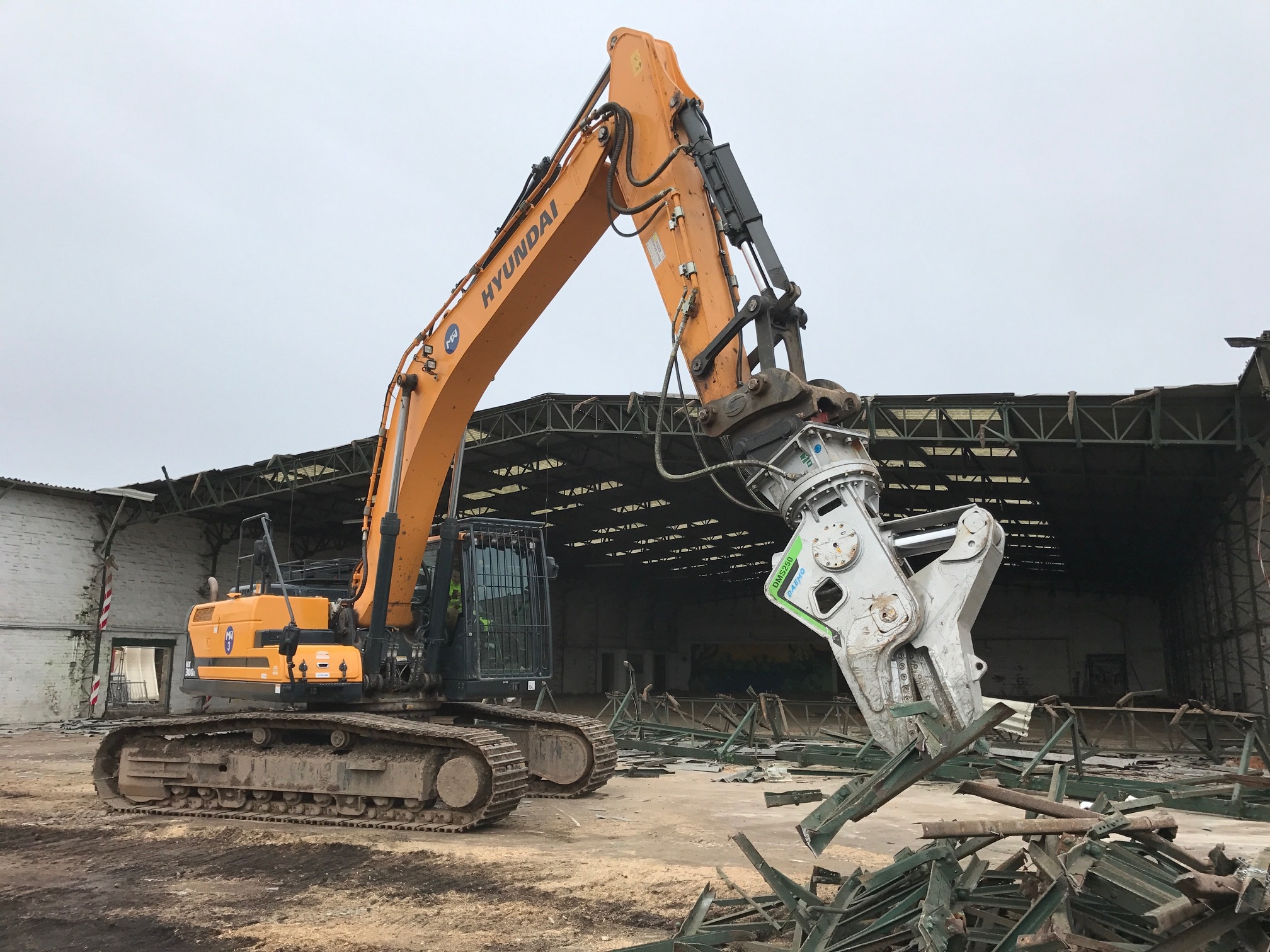 Daemo DMS250 Specifications & Technical Data (2017-2025) | LECTURA Specs