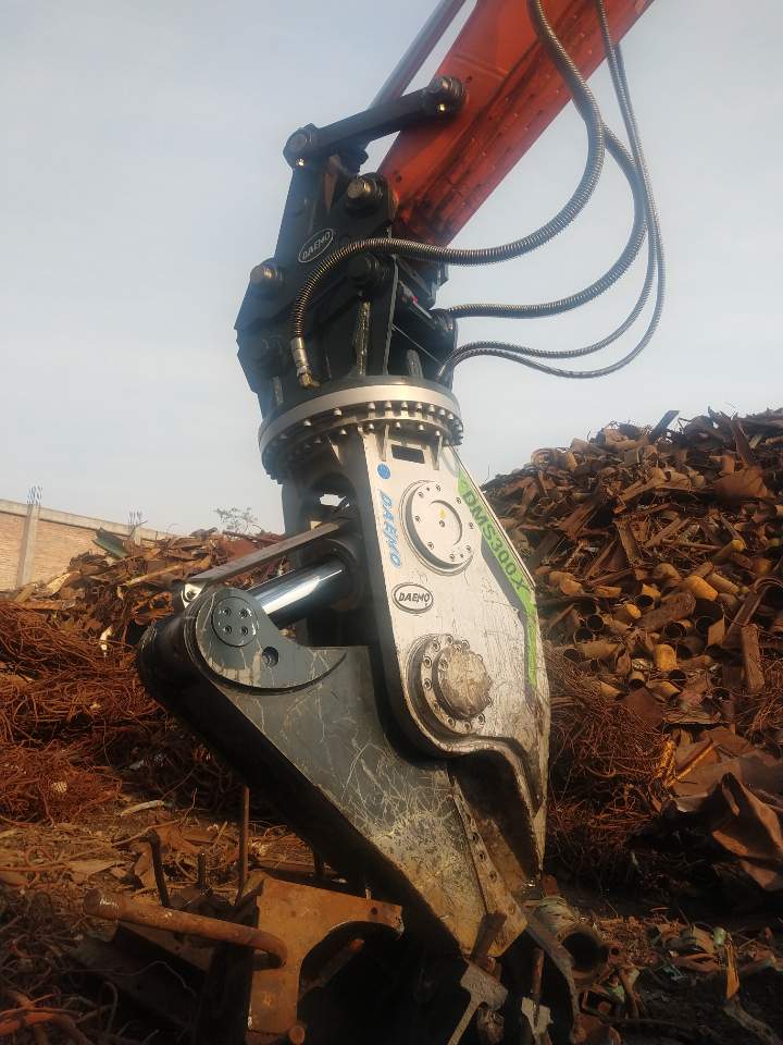 Daemo DMS300 Specifications & Technical Data (2017-2025) | LECTURA Specs