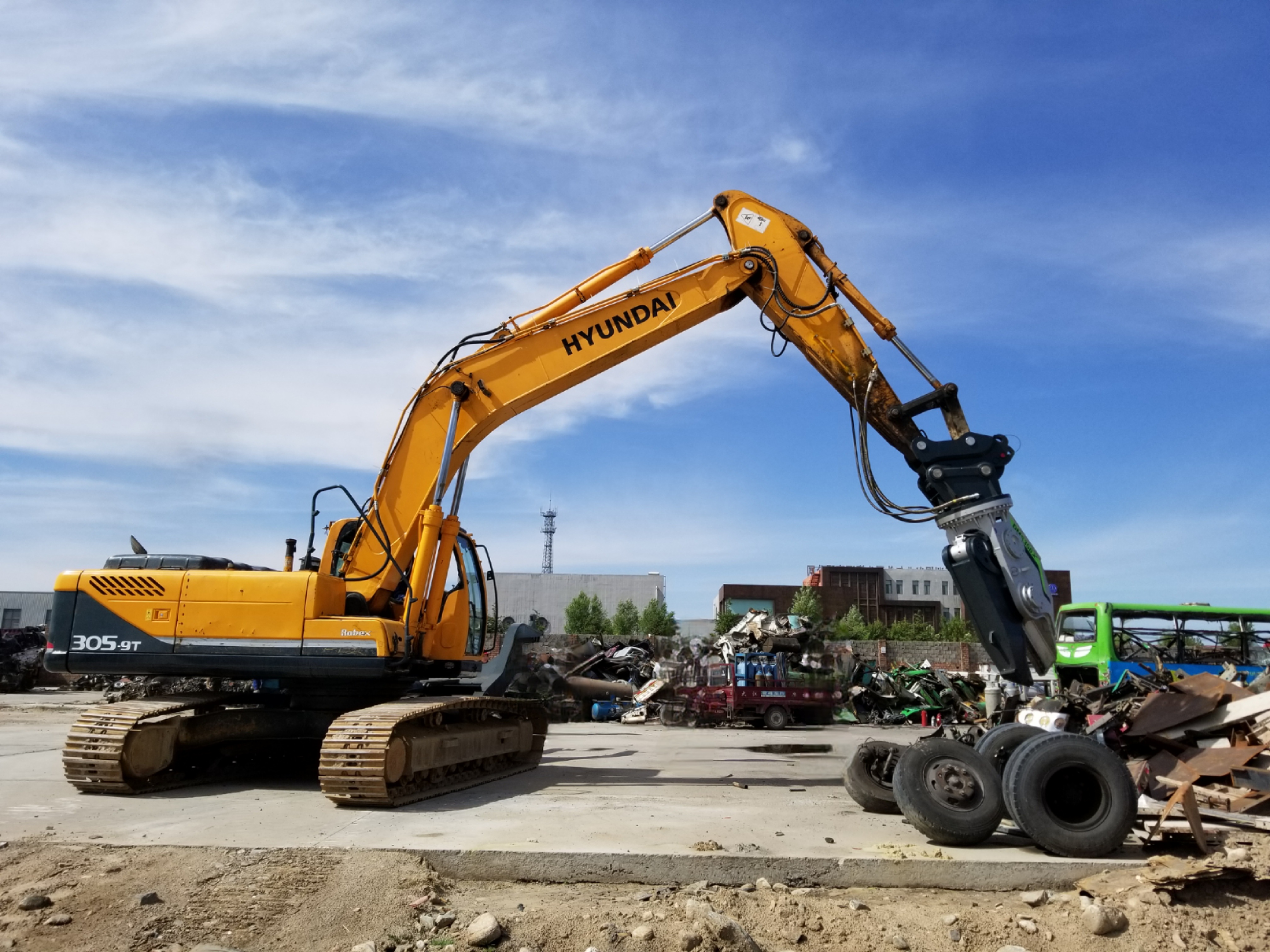 Daemo DMS300 Specifications & Technical Data (2017-2024) | LECTURA Specs