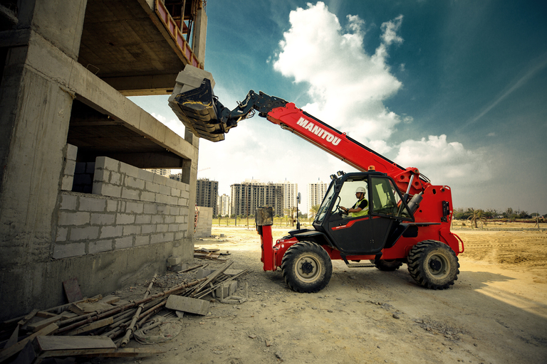 Manitou MXT 1740 P telehandler specs & dimensions (2022 - 2025 ...