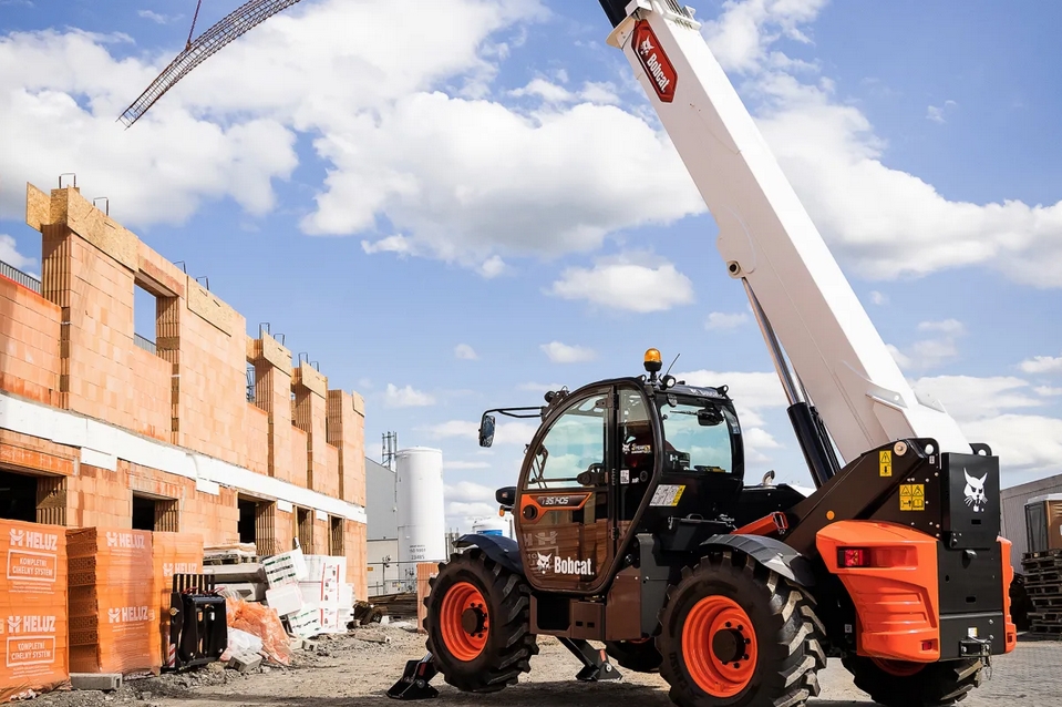 Bobcat T35.140S 100 V telehandler specs (2021 - 2025) | LECTURA Specs
