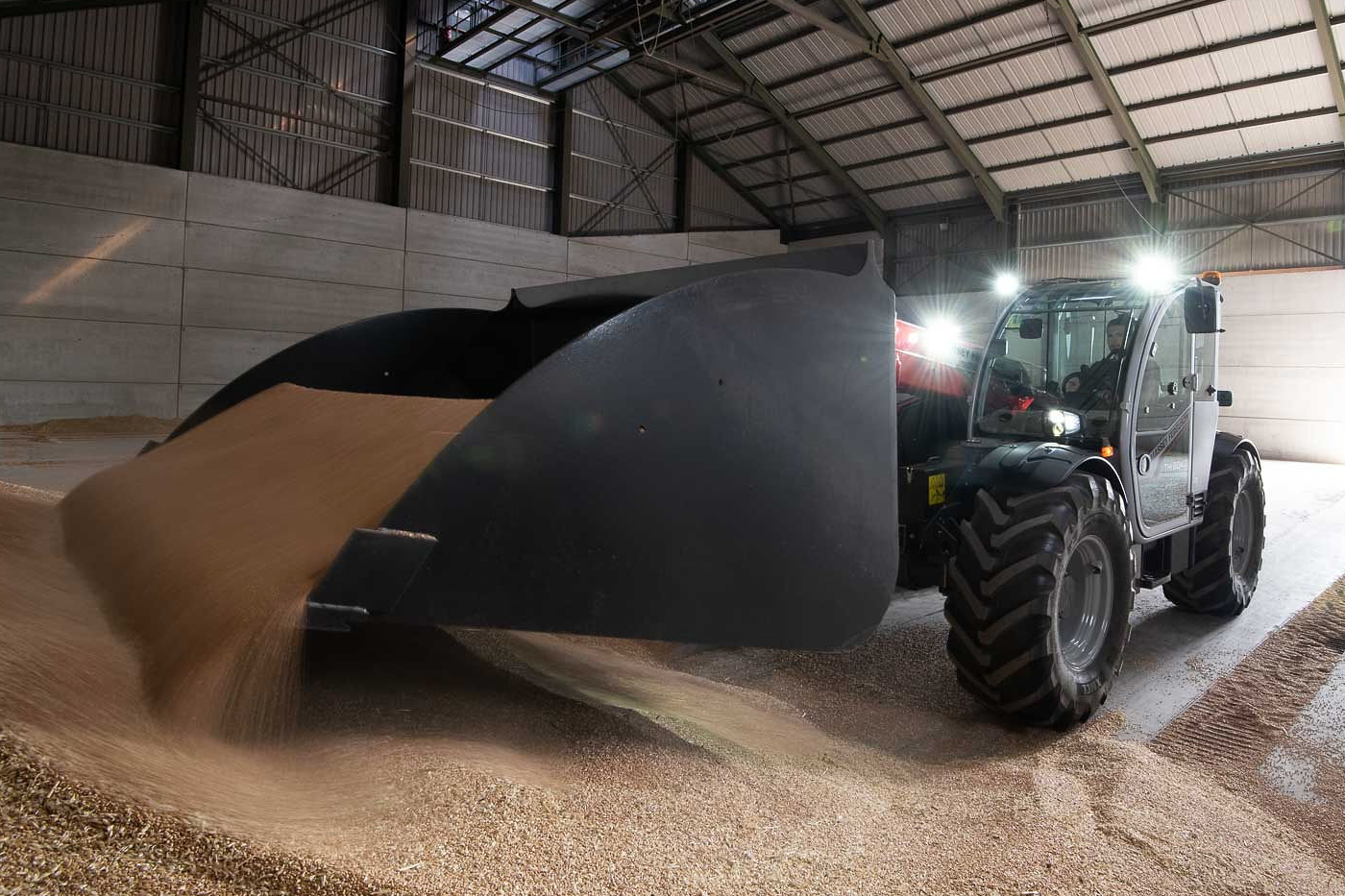 Massey Ferguson TH.8043 telehandler specs & dimensions (2018 - 2021 ...