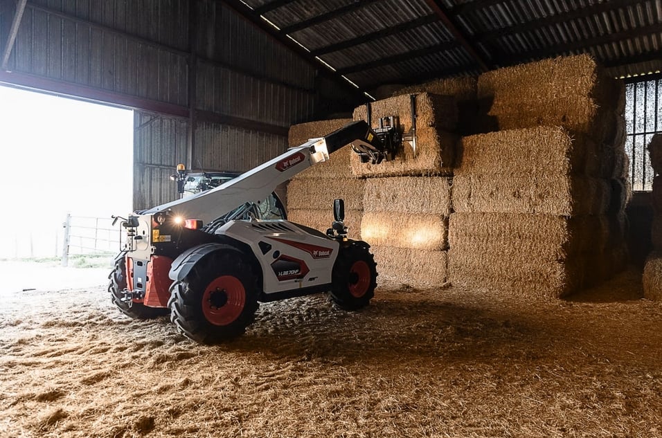 Bobcat TL38.70HF 135 V telehandler specs & dimensions (2021 - 2025 ...