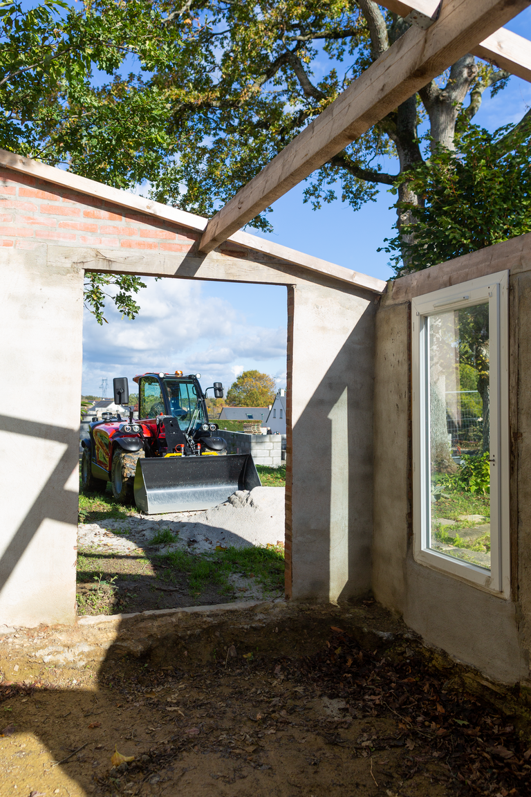 Manitou ULM 412 H telehandler specs & dimensions (2022 - 2025 ...