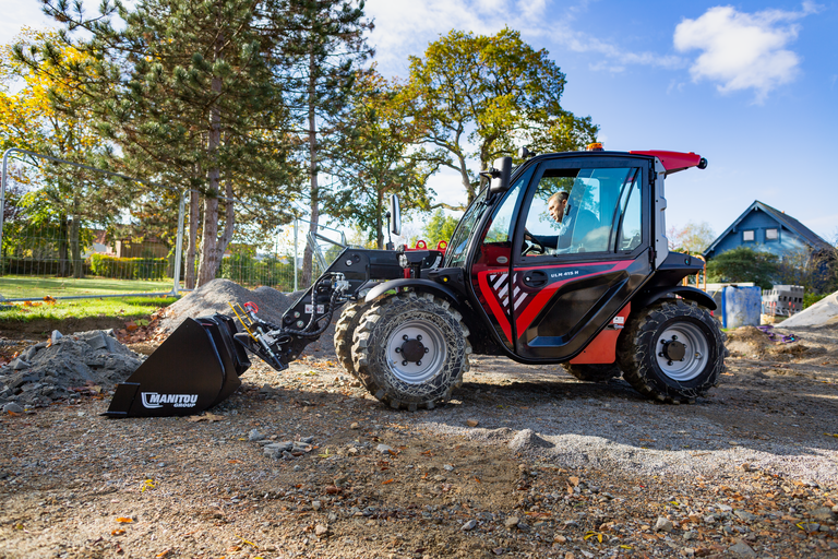 Manitou ULM 415 H telehandler specs & dimensions (2022 - 2025 ...