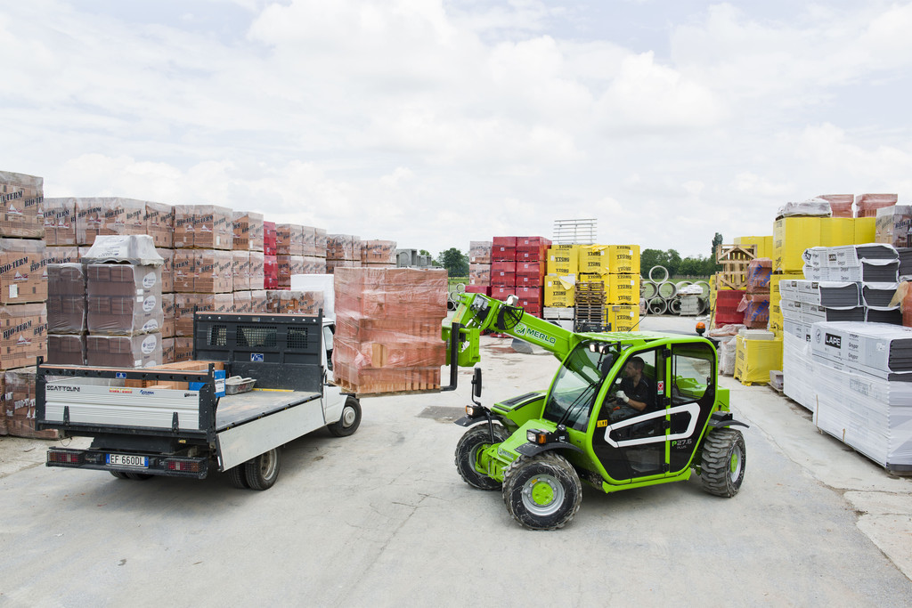 Merlo P 27.6 PLUS telehandler specs & dimensions (2016 - 2019 ...