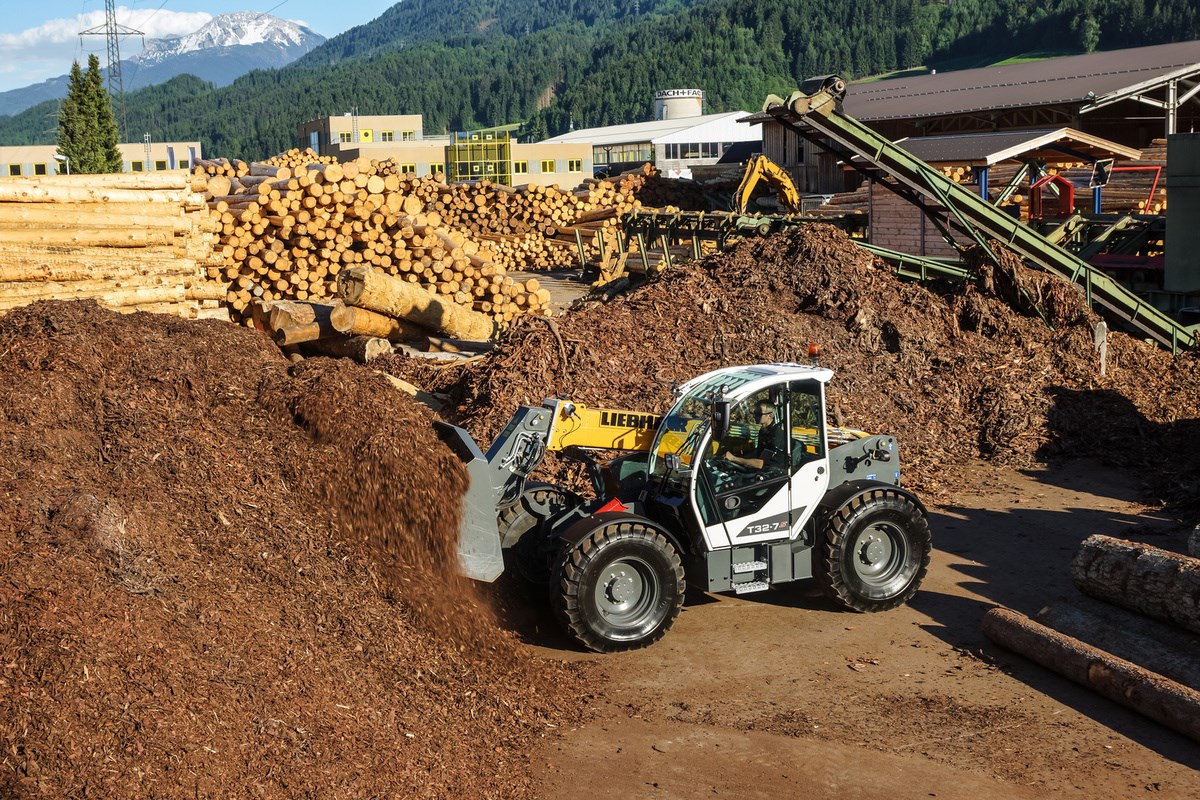 Liebherr T 32-7 S telehandler specs & dimensions (2020 - 2025 ...