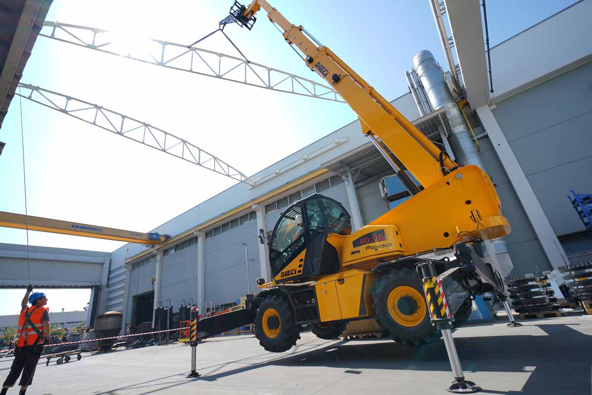 Dieci Pegasus 40.25 rotating telehandler specs & dimensions (2018 ...