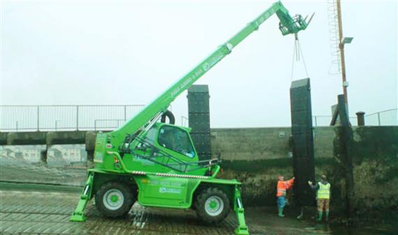 Merlo Roto 38.16 rotating telehandler specs & dimensions (2010 - 2013 ...