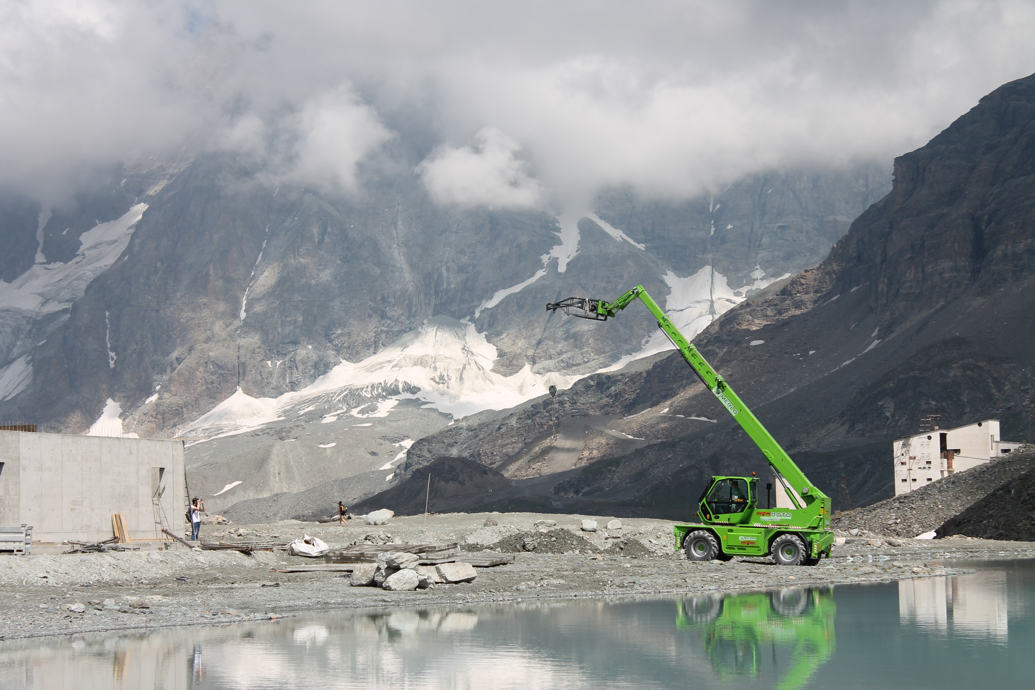Merlo Roto 45.21 MCSS rotating telehandler specs & dimensions (2016 ...