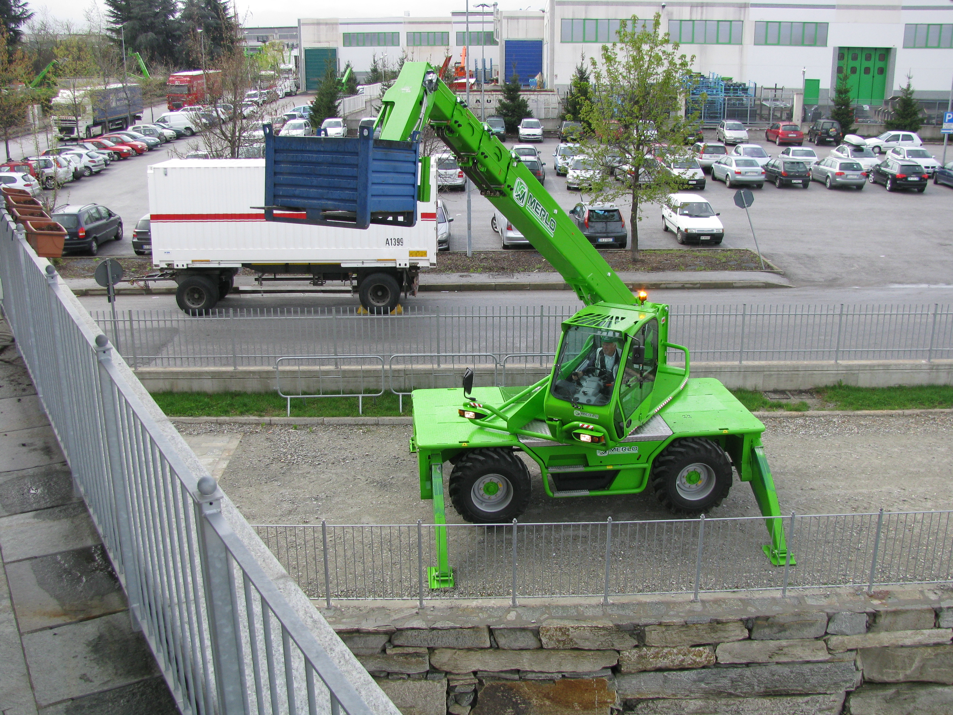 Merlo Roto 45.21 rotating telehandler specs & dimensions (2016 - 2017 ...