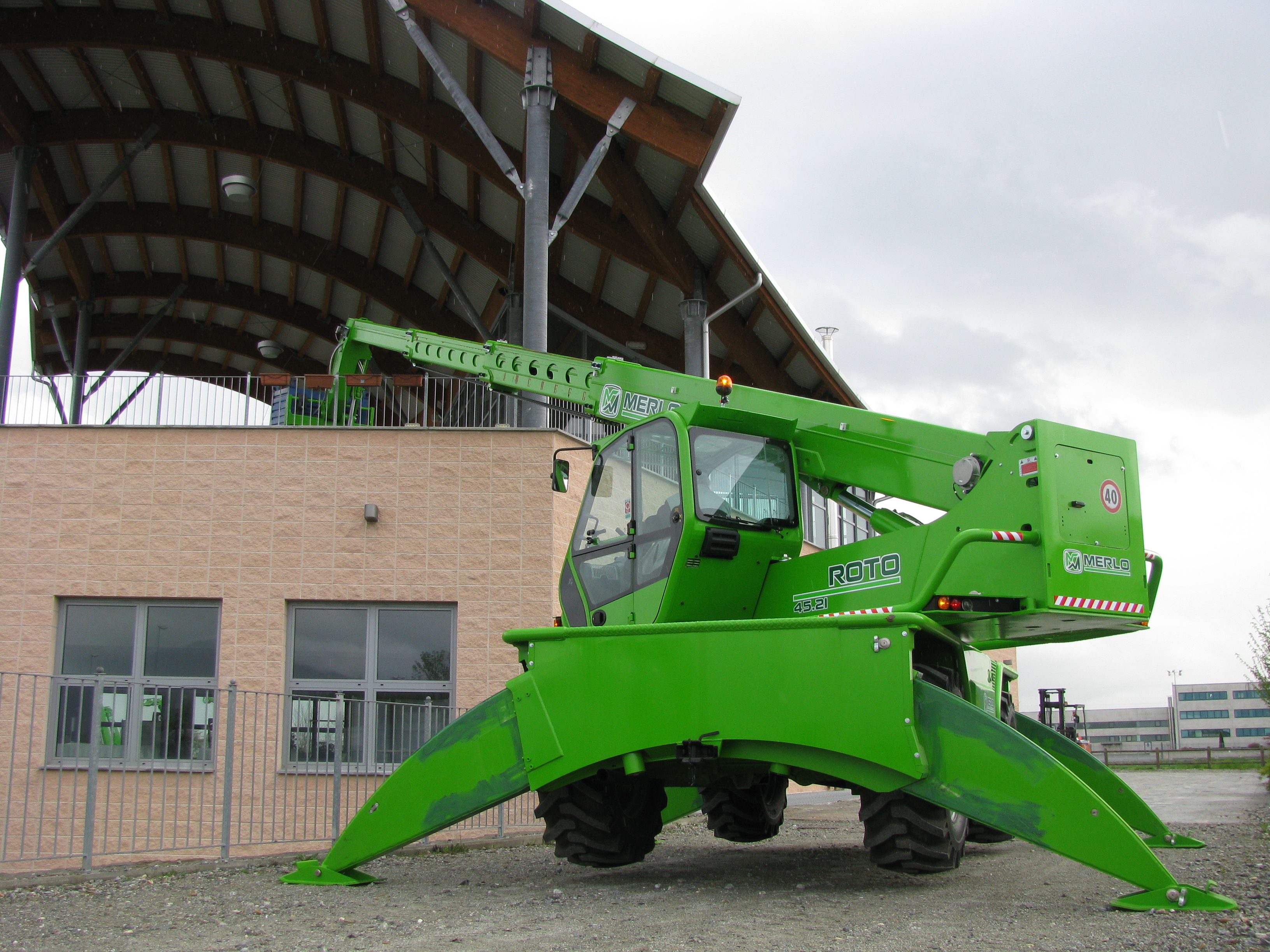 Merlo Roto 45.21 rotating telehandler specs & dimensions (2016 - 2017 ...