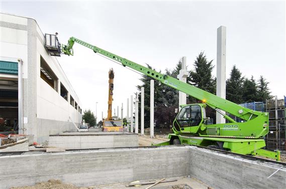 Merlo Roto 60.24 MCSS rotating telehandler specs & dimensions (2016 ...