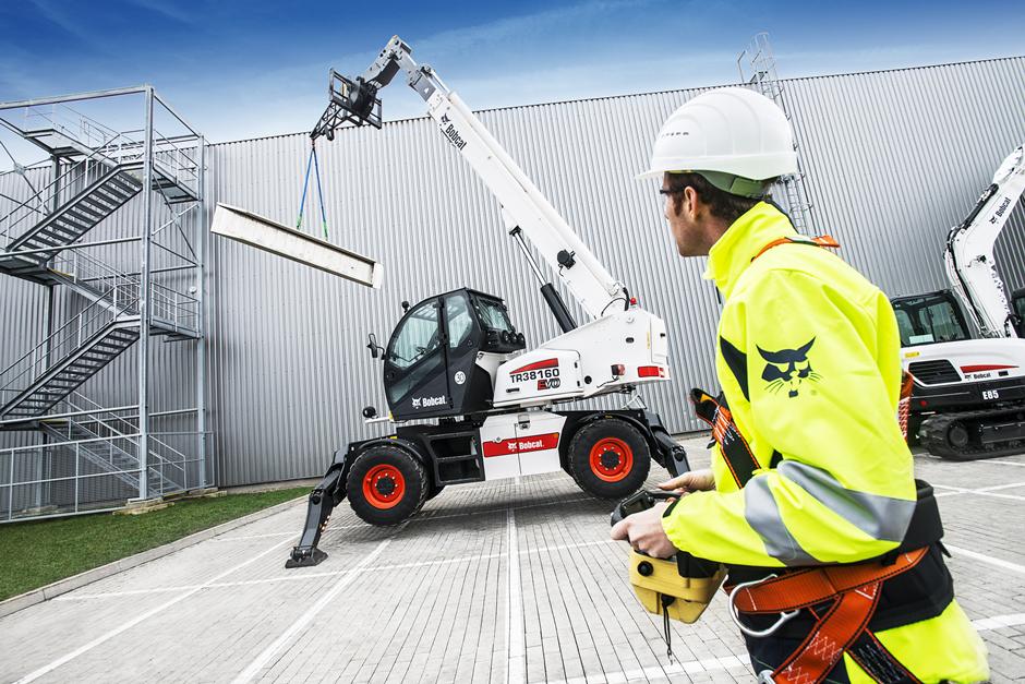 Bobcat TR38160EVO IIIB rotating telehandler specs & dimensions (2017 ...