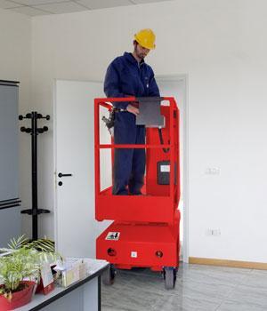 Bravi Lui 460 Specs & Dimensions (2010 - 2025) | Single Vertical Mast ...