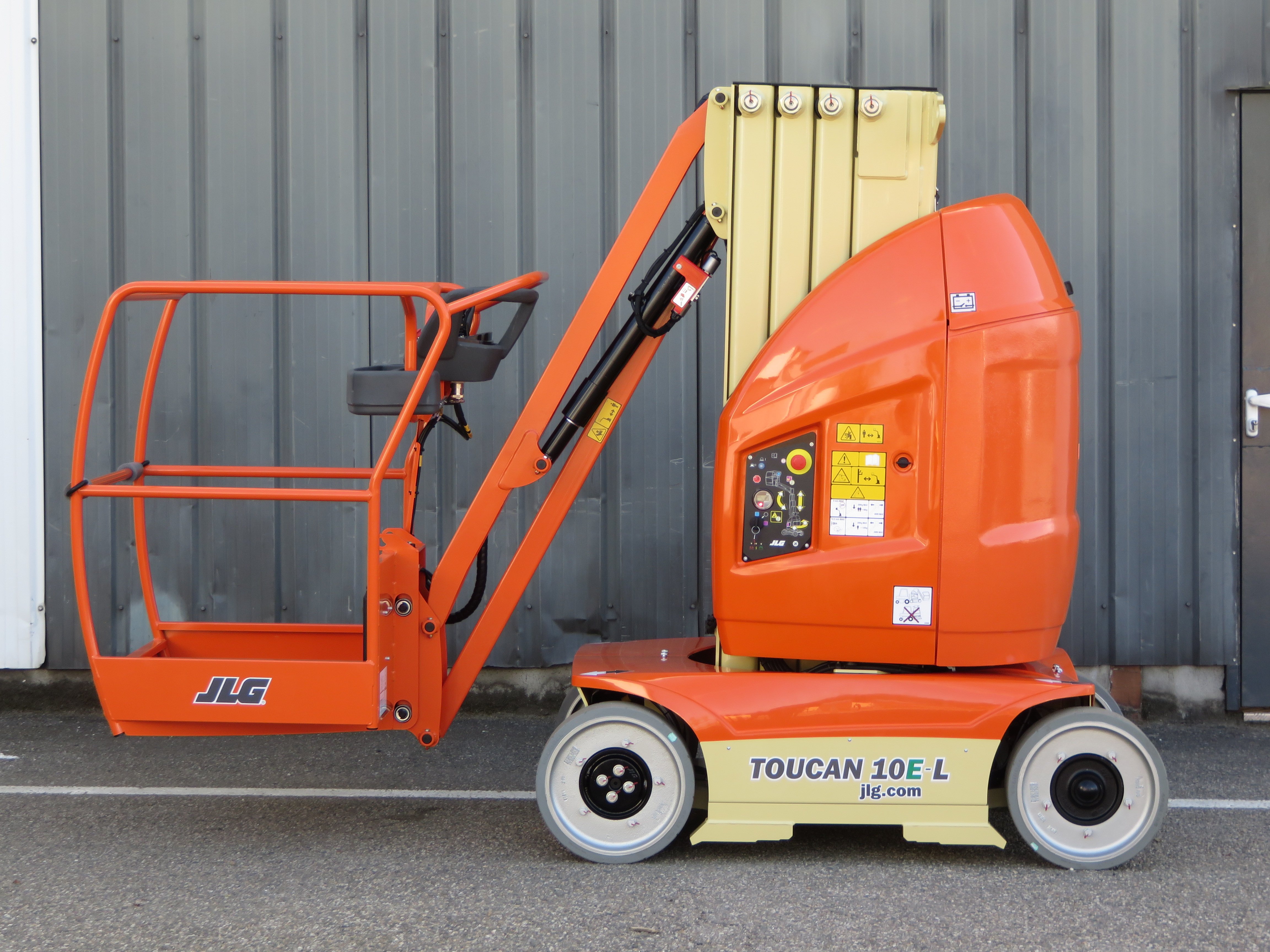 JLG-Toucan Toucan 10E-L Specs & Dimensions (2016 - 2025) | Single ...