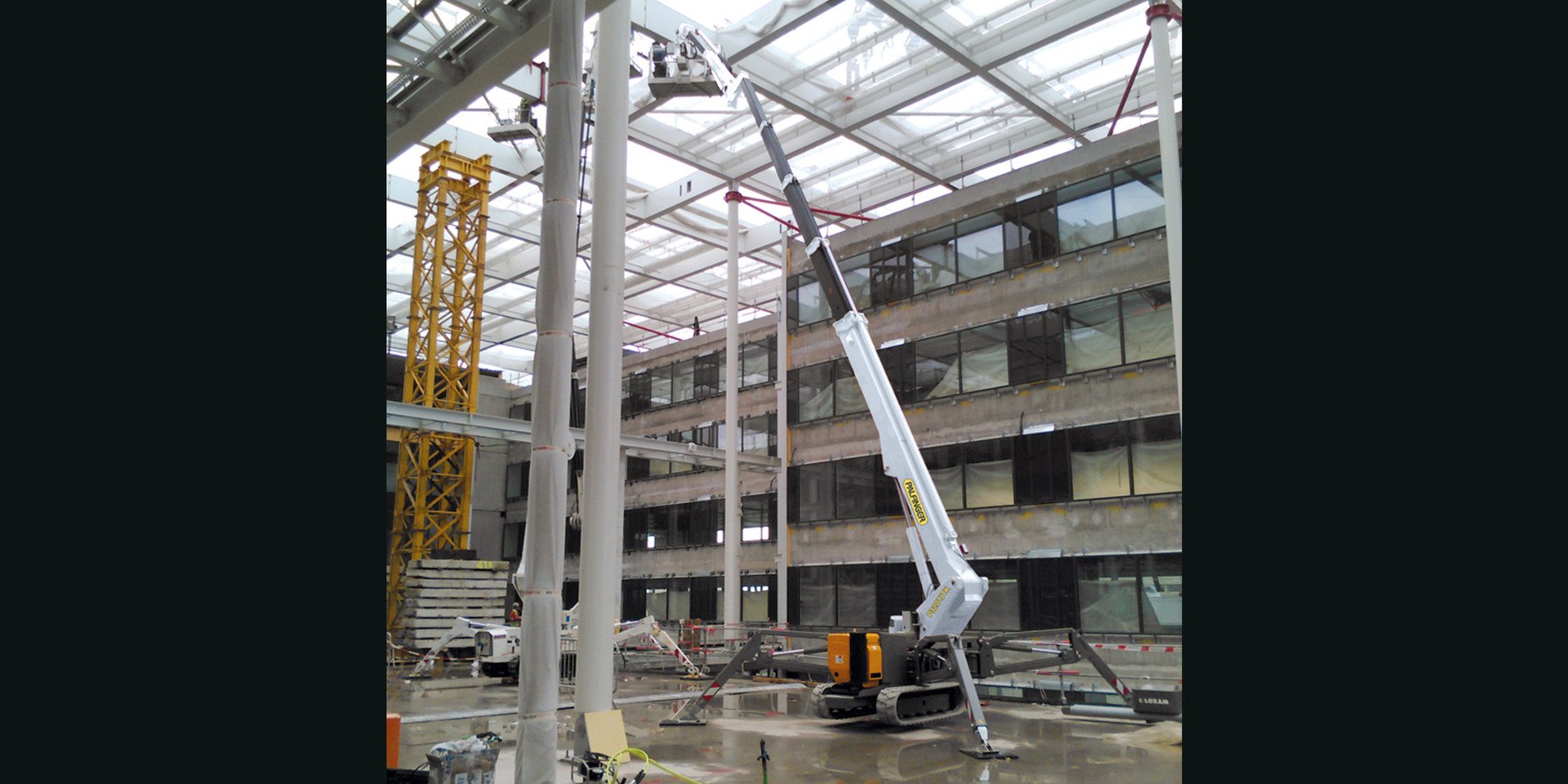 Palfinger P 320 TJTK Specs & Dimensions (2017 - 2019) | Truck Mounted ...