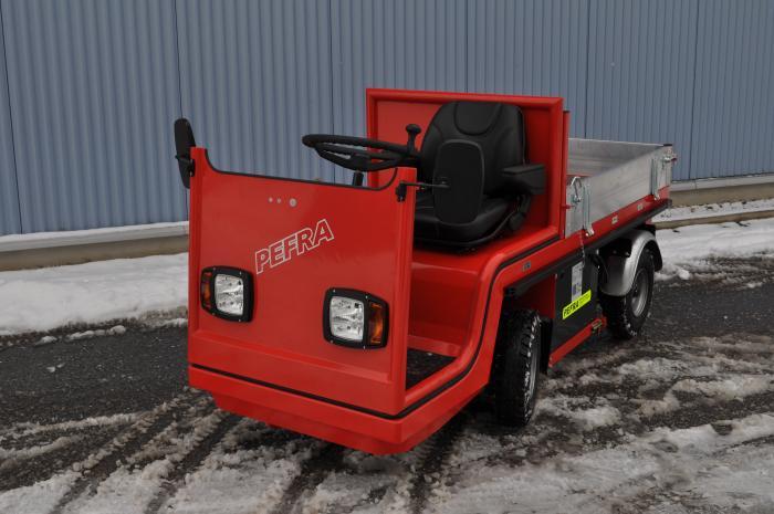 PEFRA 610/1400 tow tractor specs & dimensions (1996 - 2025) | LECTURA Specs