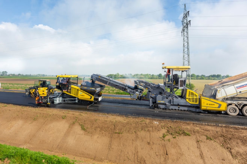 Bomag BMF 2500 S FLEXMIX Specifications & Technical Data (2022-2025 ...