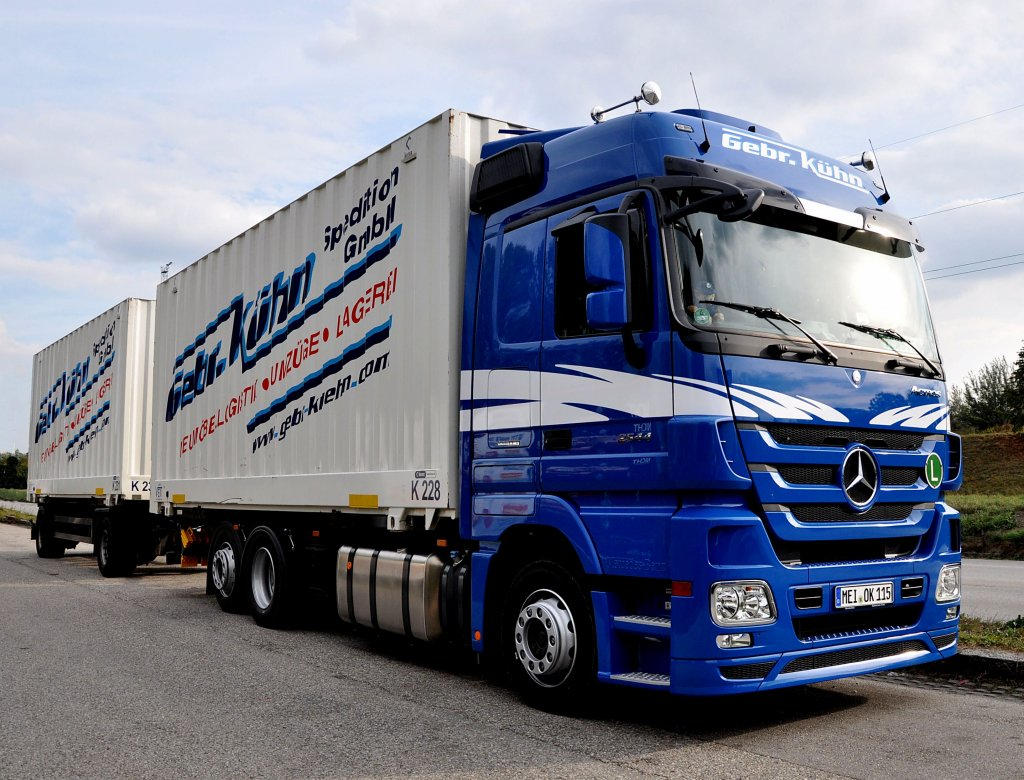 Mercedes-Benz Actros 2544 LS 6x2 (2002 - 2011) Truck Specs & Dimensions ...