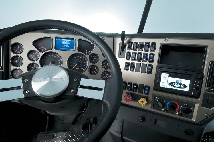 Mack TITAN Day Cab MP10 8x4 (2007 - 2016) Truck Specs & Dimensions ...