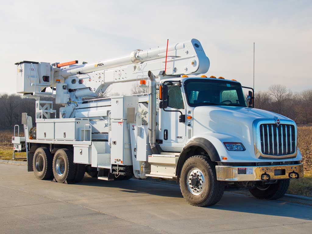 Altec AA55E-E88 Specs & Dimensions (2023 - 2025) | Trailer Mounted ...