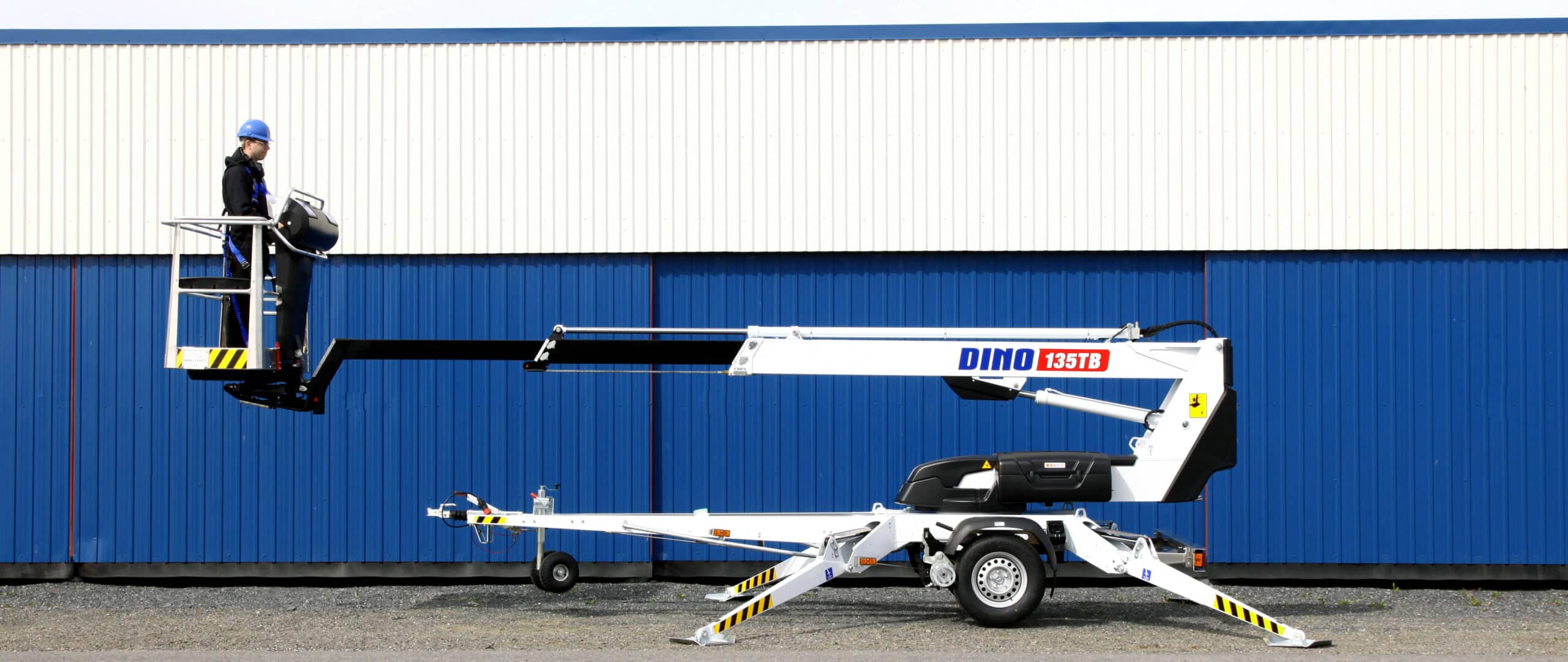 Dino Lift Dino 135TB II Specs (2020 - 2024) | Trailer Mounted ...