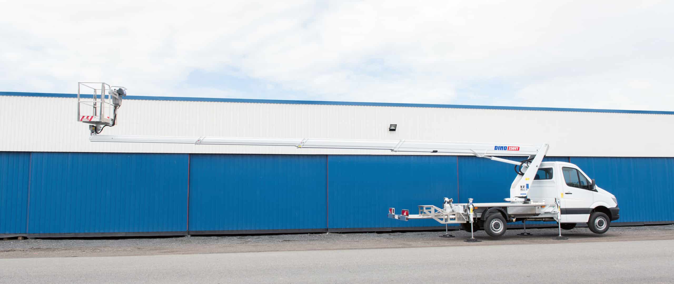 Dino Lift Dino 230VT Specs (2017 - 2024) | Trailer Mounted Telescopic ...