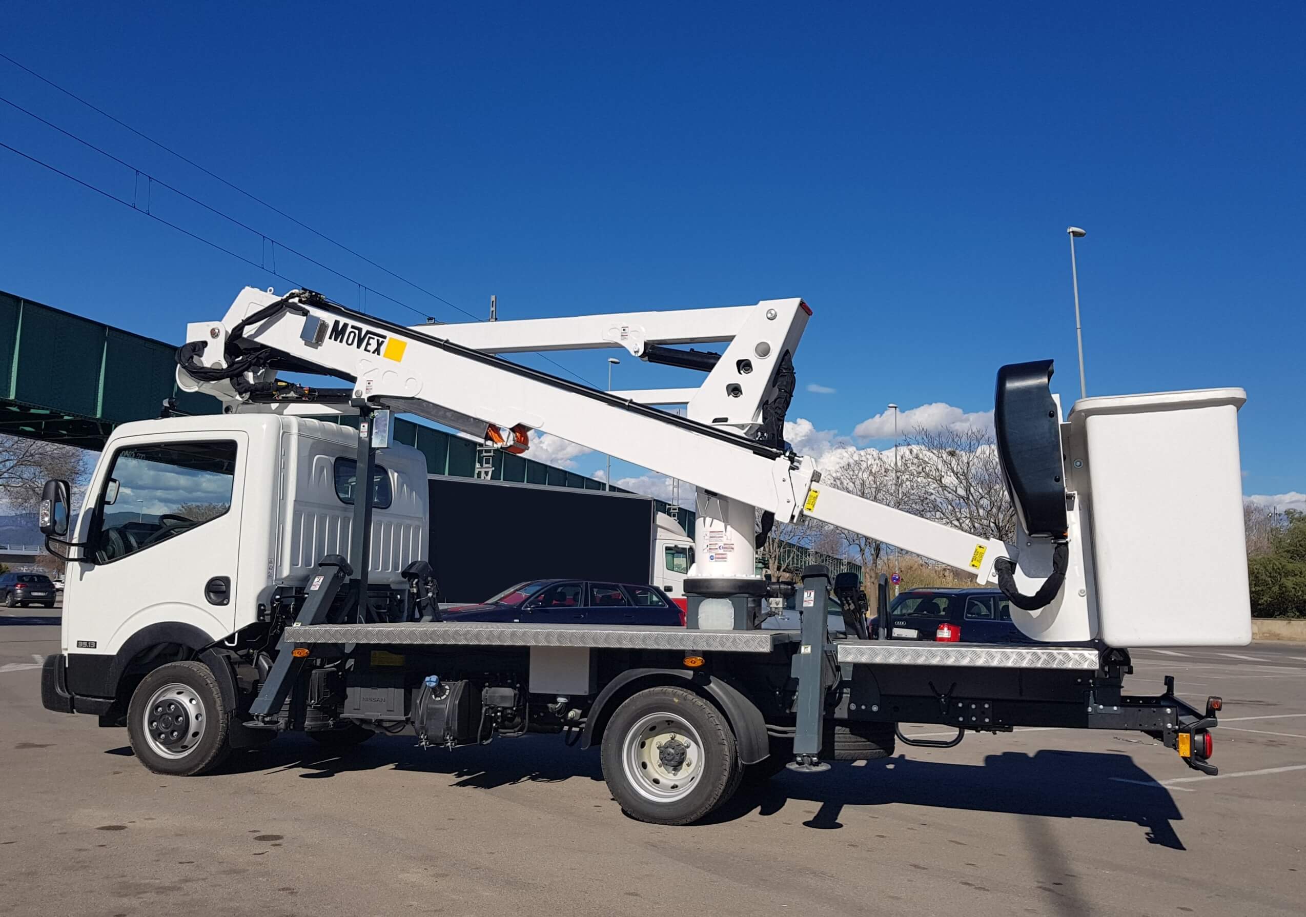 Movex ATLR 16 Specs & Dimensions (2020 - 2025) | Trailer Mounted Articulating Boom Lifts ...