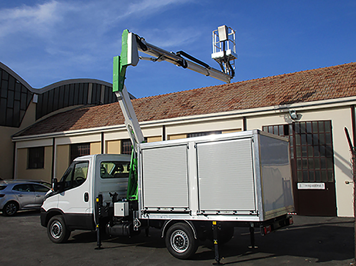 Comet X VAN 14-6.2 Specs & Dimensions (2017 - 2025) | Trailer Mounted ...