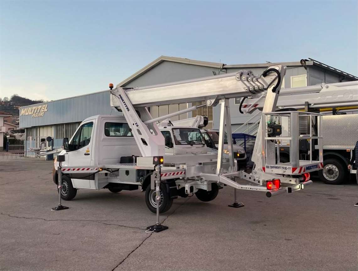 Multitel MJ 250 AF Specs & Dimensions (2004 - 2007) | Truck Mounted ...