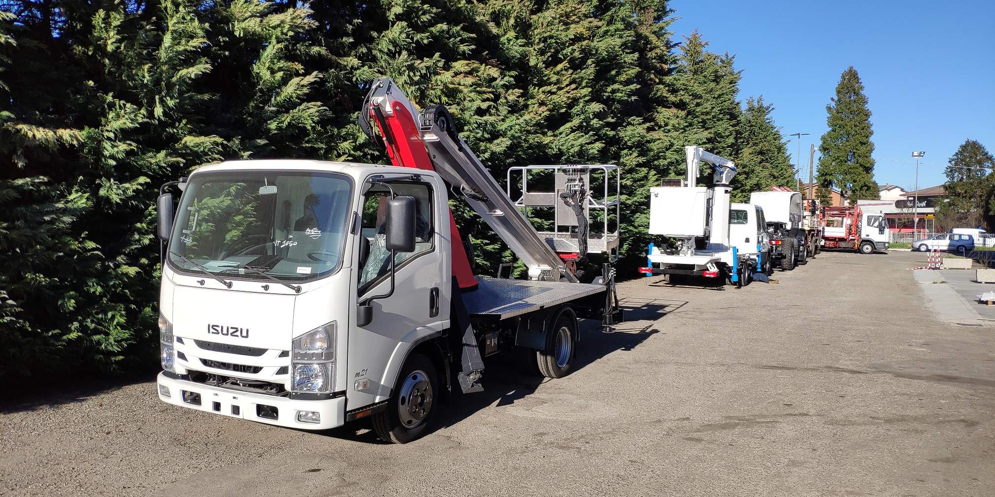 Benelligru BT 160 Specs (2020 - 2025) | Truck Mounted Telescopic Boom ...