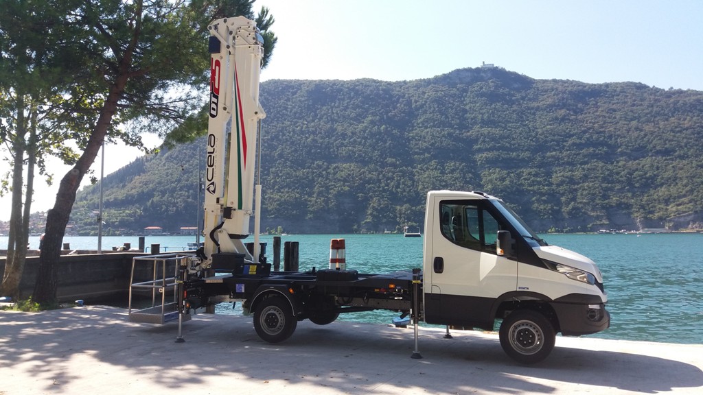 CELA DT25 Specs & Dimensions (2010 - 2025) | Truck Mounted Telescopic ...