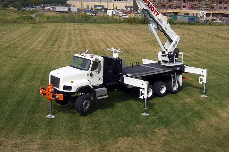 Elliott Equipment E120 E-Line Specs & Dimensions (2017 - 2025) | Truck ...