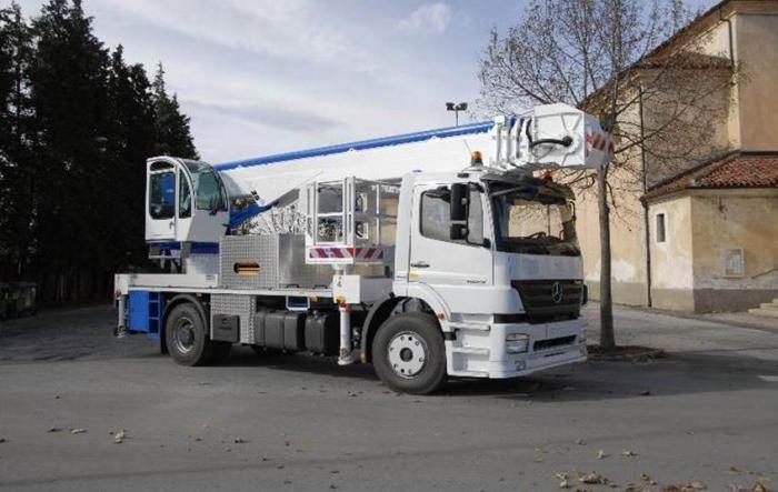 Multitel J 335 Alu Specs (2004 - 2017) | Truck Mounted Telescopic Boom ...