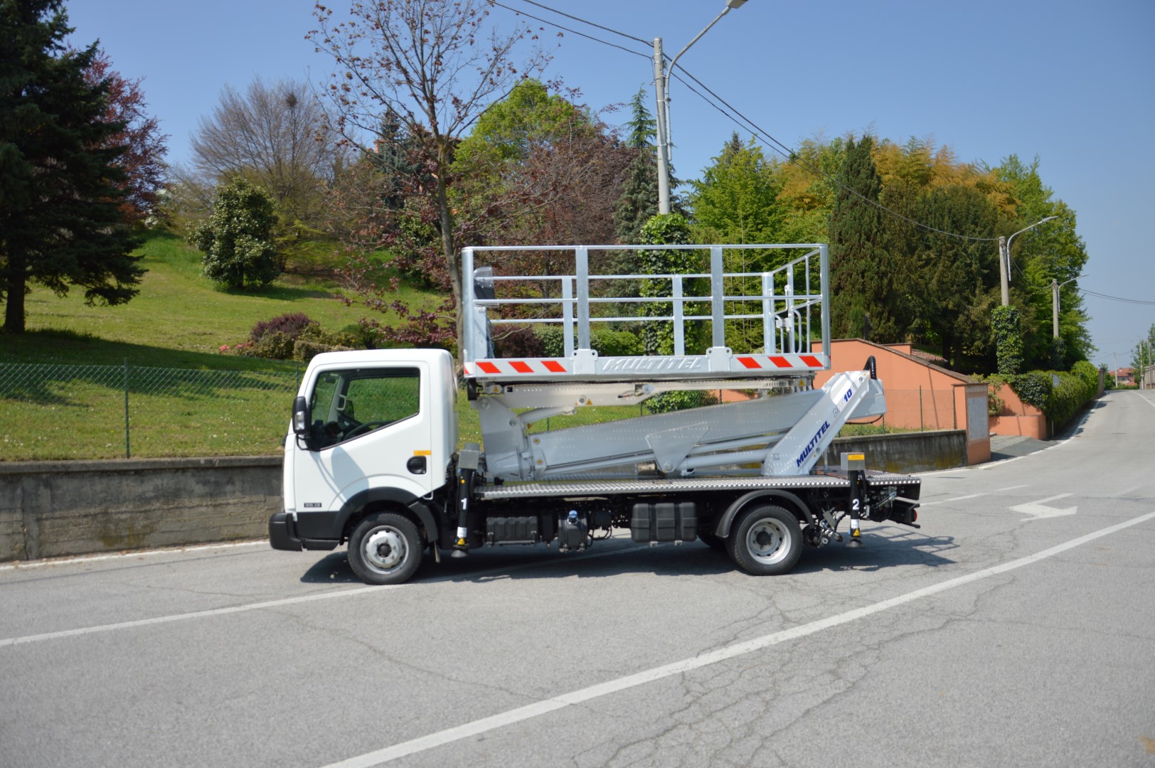 Multitel MS 100 Specs & Dimensions (2017 - 2025) | Truck Mounted ...