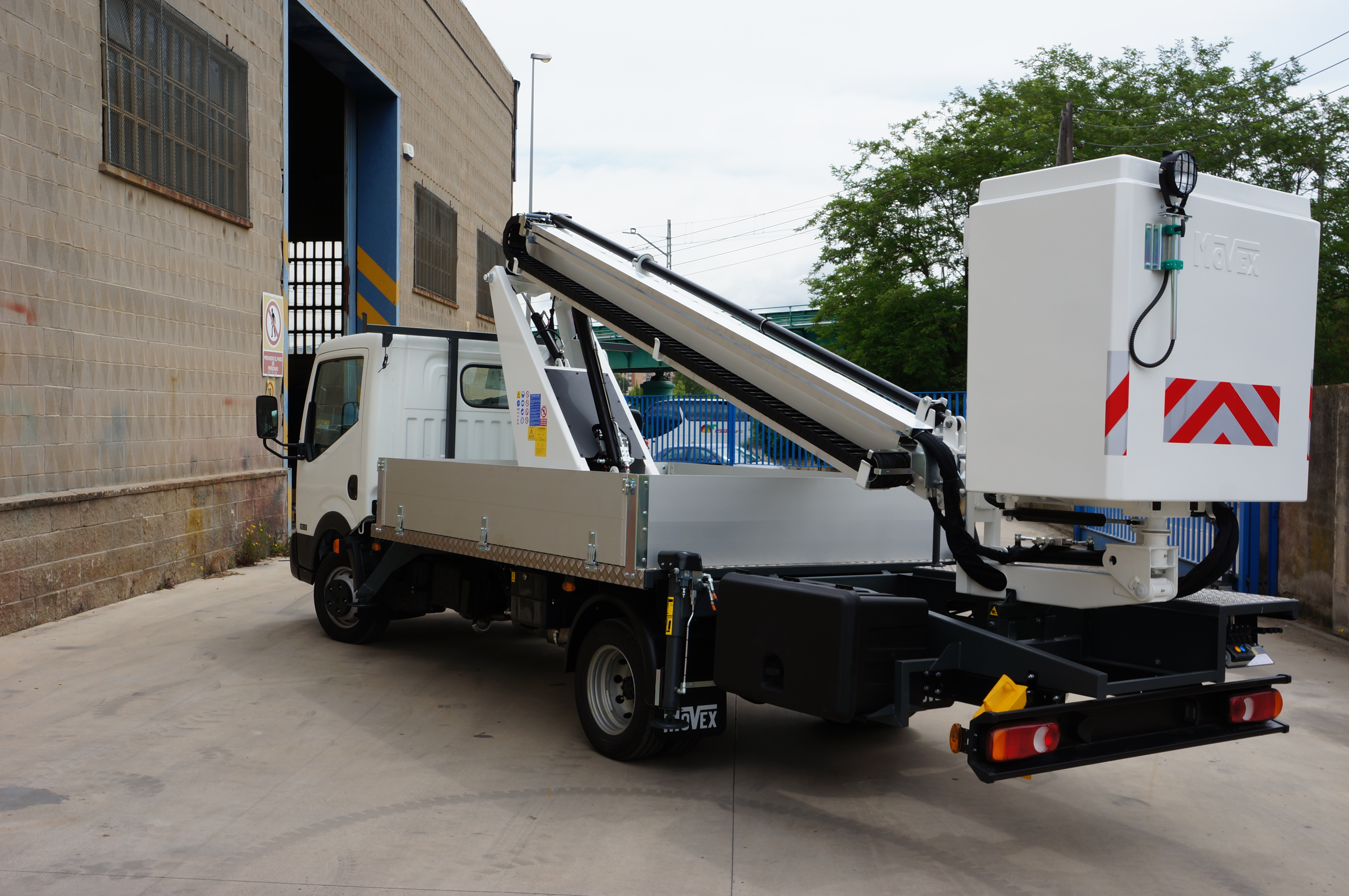 Movex P160 TLR Specs & Dimensions (2017 - 2025) | Truck Mounted ...