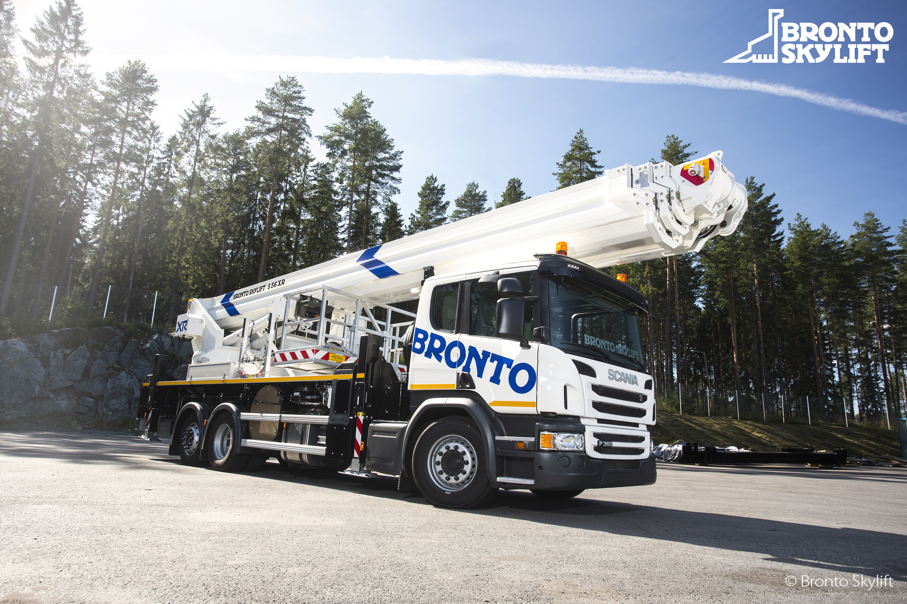 Bronto Skylift S 56 XR Specs & Dimensions (2013 - 2022) | Truck Mounted ...