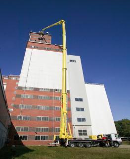 Bronto Skylift S 90 HLA Specs & Dimensions (2005 - 2022) | Truck ...