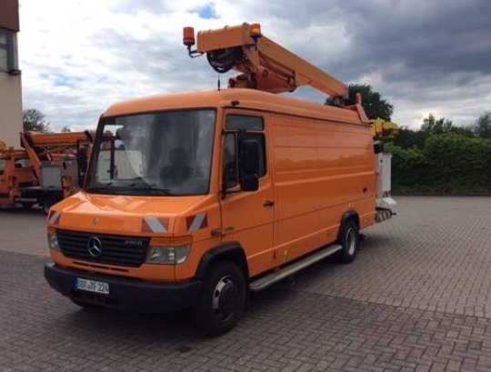 Versalift VST 244 NF Specs (1995 - 2011) | Truck Mounted Telescopic ...