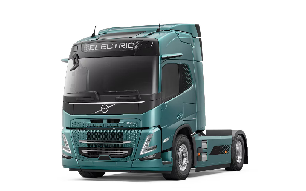Volvo Trucks FM670 Battery Electric 4x2 Tractor (2022 - 2025) Truck ...