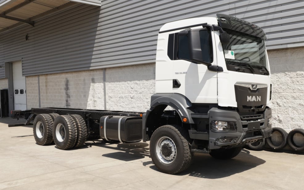 MAN TGS 33.360 (2016 - 2022) Truck Specs & Dimensions | LECTURA Specs