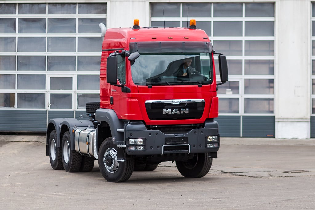 MAN TGS 33.480 (2016 - 2022) Truck Specs & Dimensions | LECTURA Specs